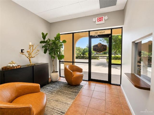 504 Pecan Boulevard 130