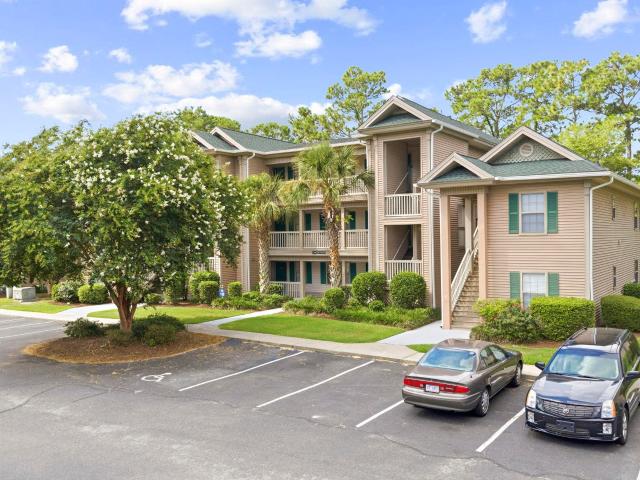 504 Pinehurst Ln. 18E