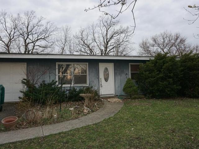 504 Robyn Rd, Valparaiso, IN 46385