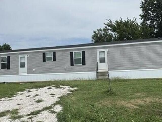 504 Randolph St, Huntsville, MO 65259