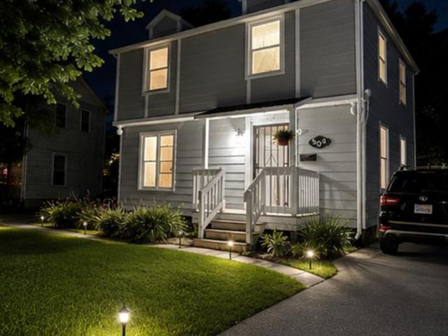 504 Richards Rd, Toledo, OH 43607