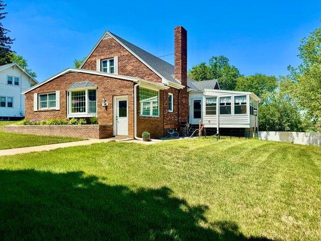 504 W 2nd St, Laurel, NE 68745