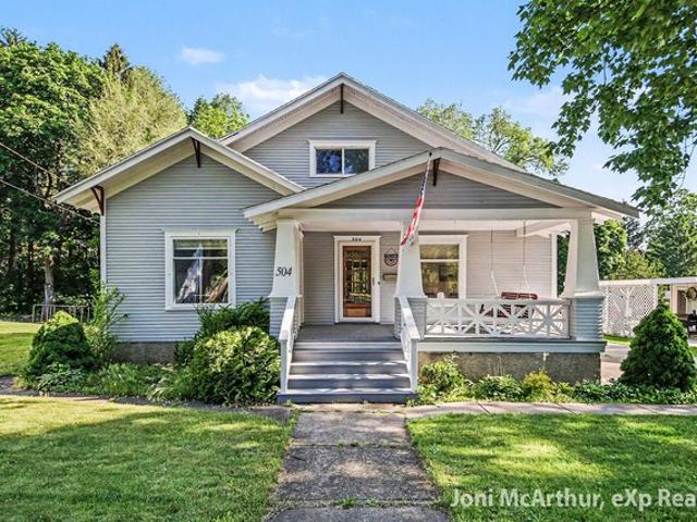 504 W Grove St, Greenville, MI 48838
