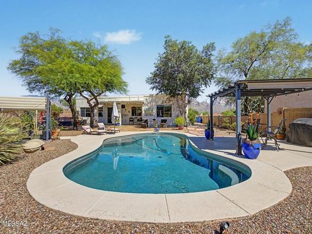 504 W Potosi Point Ct, Tucson, AZ 85737