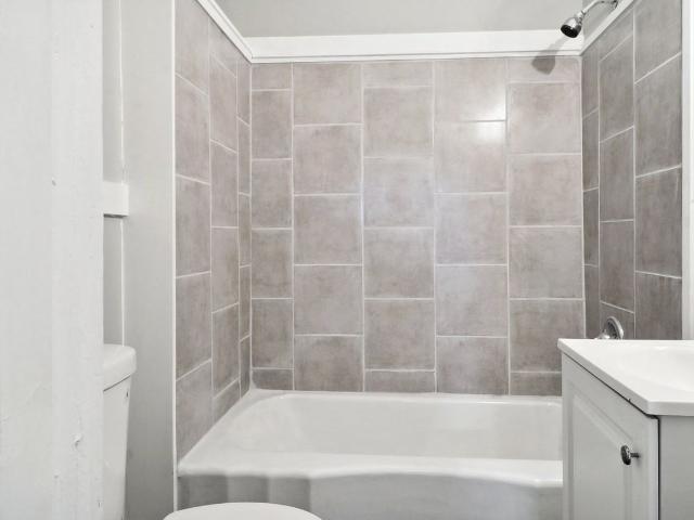 504 West 48th Street 2 Bedroom Apartment for Rent at 504 W 48th St, Savannah, GA 31405 Cann Park