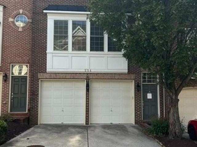 504 Triadelphia Way, Alexandria, VA 22312