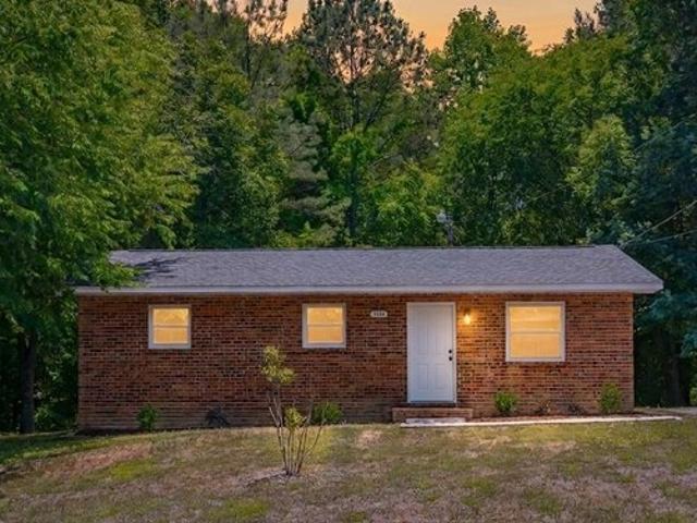 504 Tulip Tree Rd, Hillsborough, NC 27278