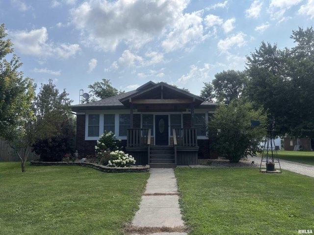 504 Vine St, Varna, IL 61375