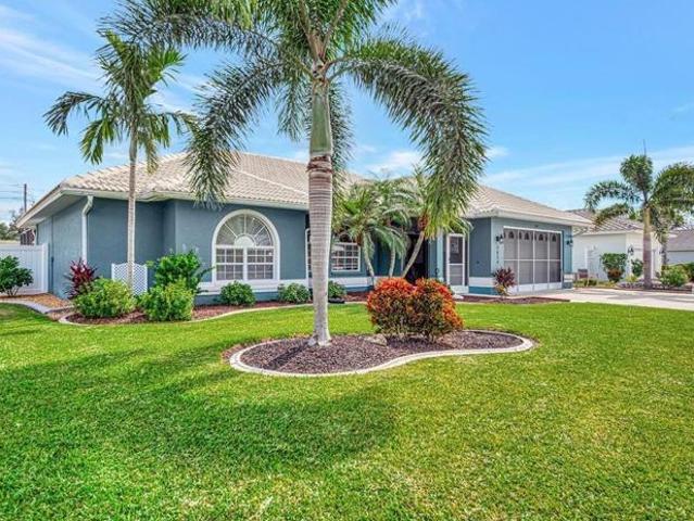 5054 Greenway Dr, North Port, FL 34287