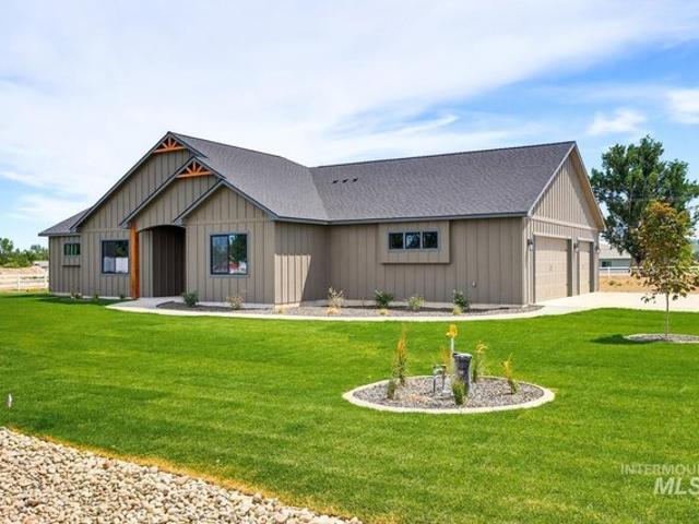 5054 Heritage Dr, Marsing, ID 83639