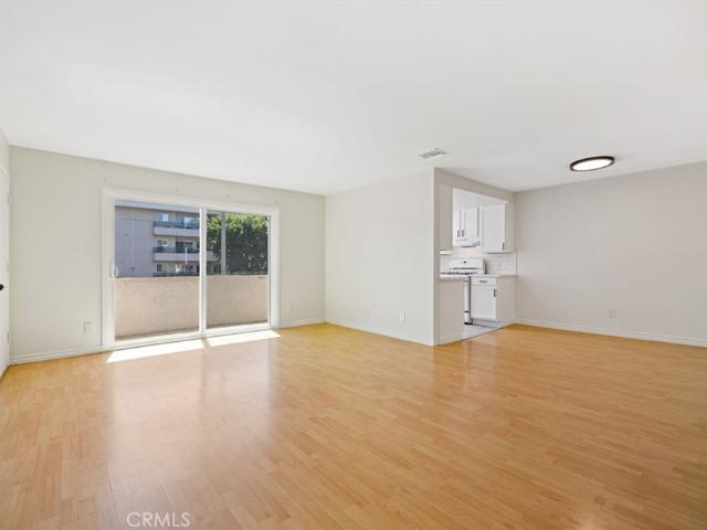 5055 Coldwater Canyon Avenue 105