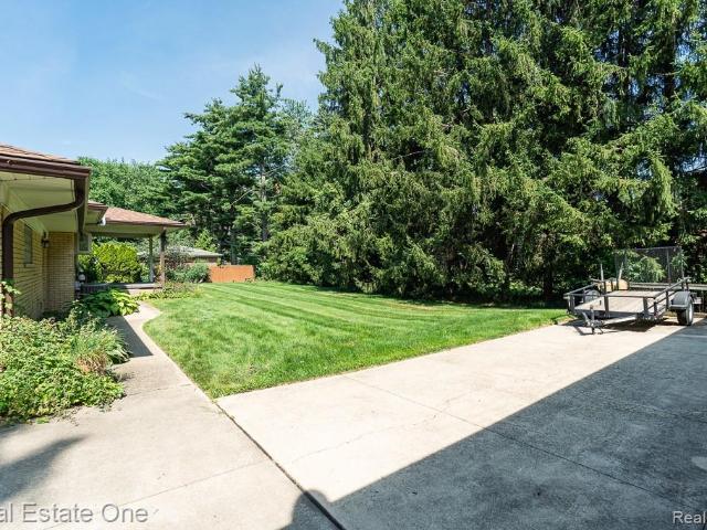 5055 Eastbrook Court