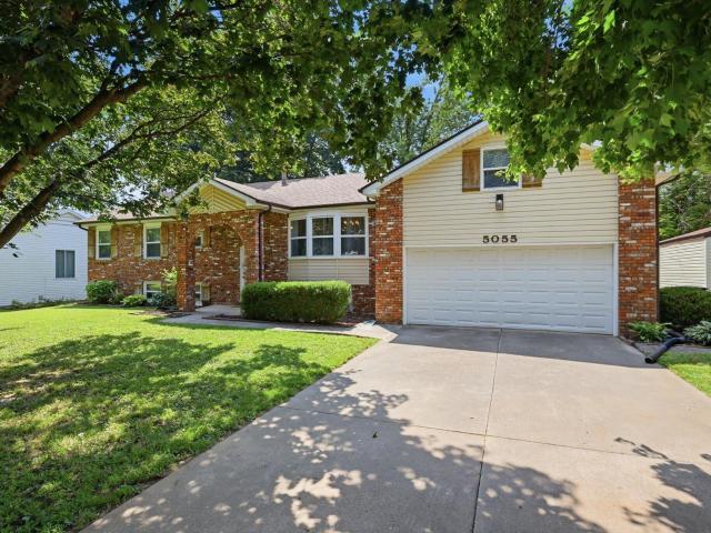 5055 S Walnut Hill Road