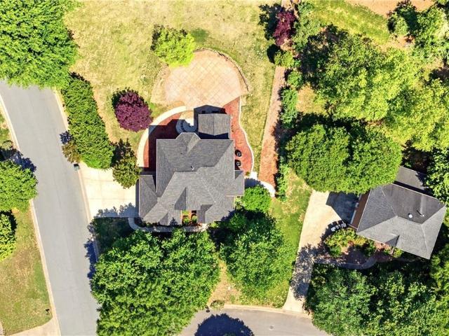 5055 Shady Maple Lane