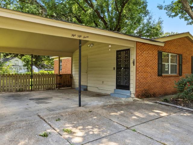 5057 christopher ave