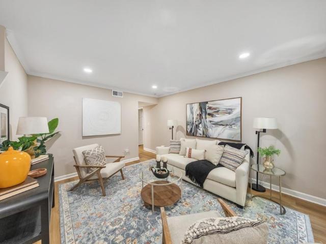 5058 Meadow Lane