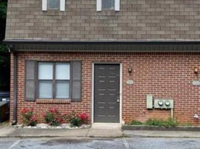 5059 Top Cat Ct, Sugar Hill, GA 30518