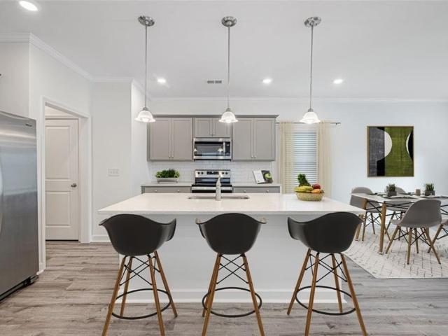 5059 Woodland Hills