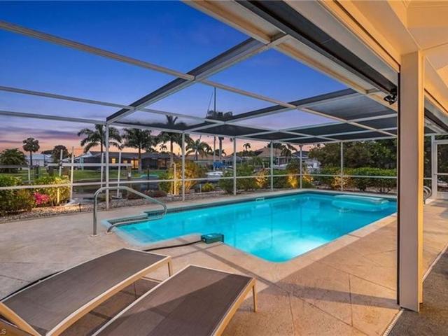 5050 Sorrento Ct, Cape Coral, FL 33904