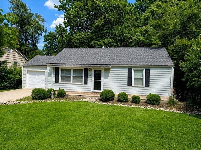 5051 Buena Vista St, Roeland Park, KS 66205