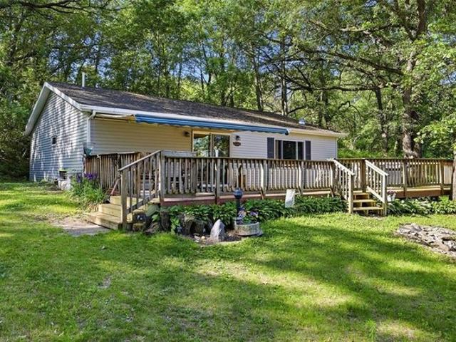 5051 22nd Avenue Ln Lot 24, Mount Auburn, IA 52313