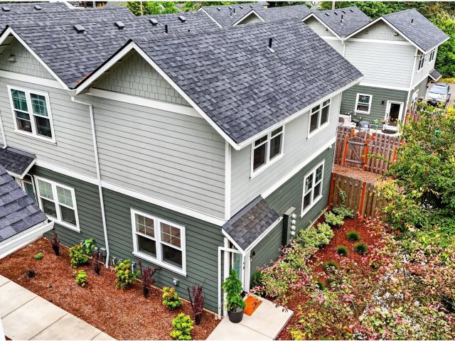 5053 NE 47TH PL