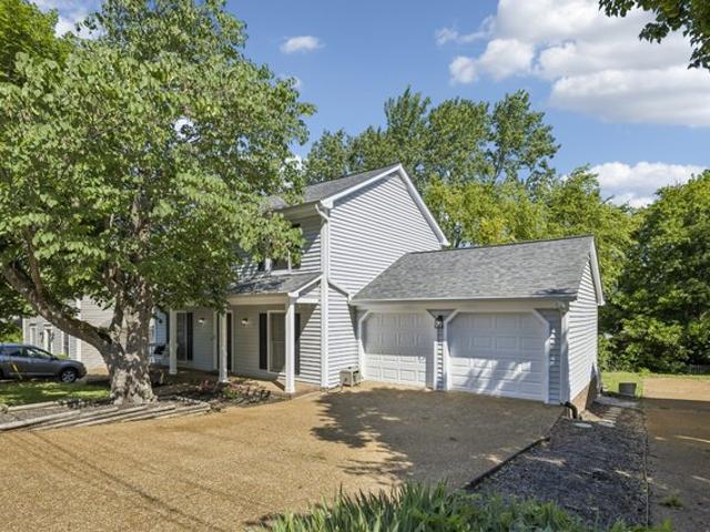 5053 English Village Dr, Nashville, TN 37211