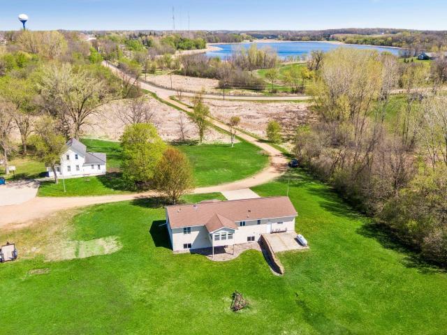 505 3rd Ave SE, Norwood Young America, MN 55397 | MLS #7065 | Compass