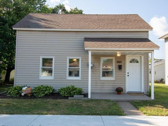 505 3rd St, Mosinee, WI 54455