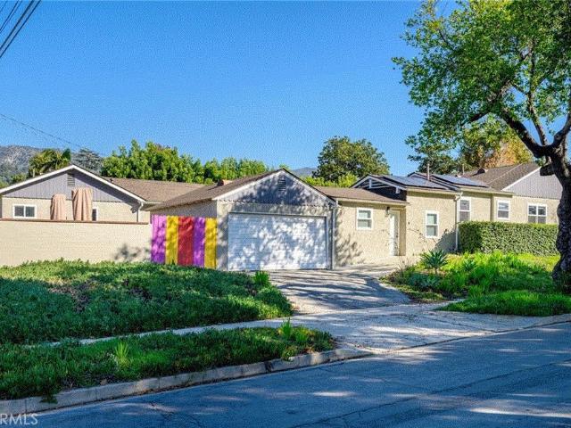 505 Cambridge Dr, Burbank, CA 91504 | MLS #GD26136