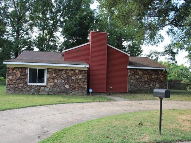 505 Carriage Cv, Marion, AR 72364
