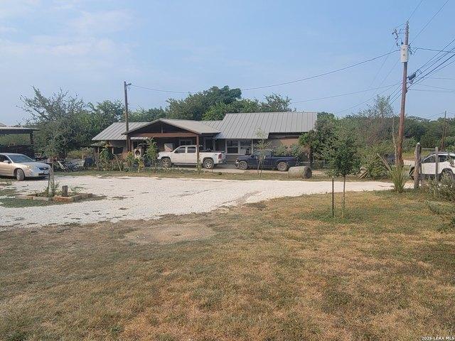 505 Chaparral Dr, Bandera, TX 78003