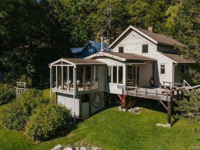 505 Clove Valley Road