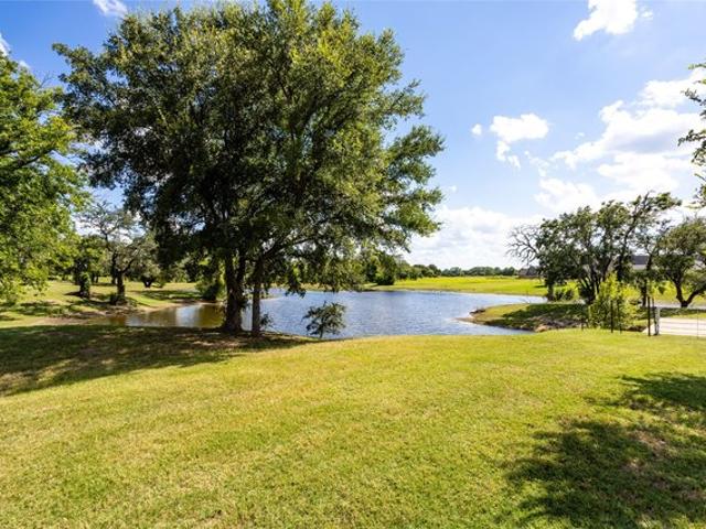 505 Acorn Trl, Granbury, TX 76049