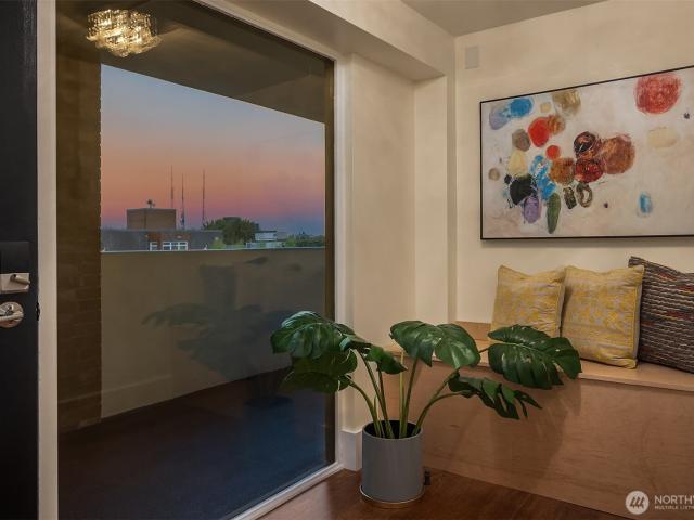 505 Belmont Avenue E # 1101
