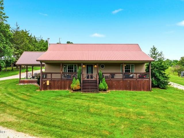 505 Brewster Rd, Summer Shade, KY 42166