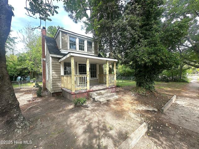 505 Green Street E