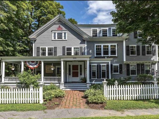 505 Deweys Mills Rd, Hartford, VT 05047