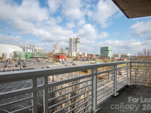 505 E 6th St, Unit 504, Charlotte, NC 28202 | MLS #4376
