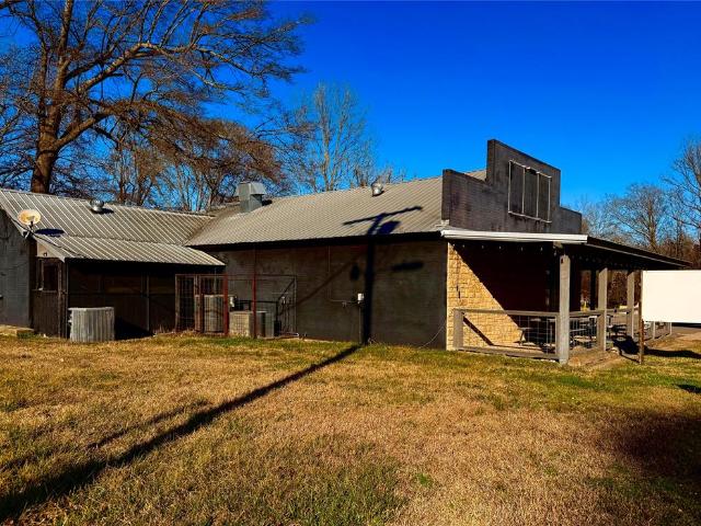 505 E Martin Luther King Highway