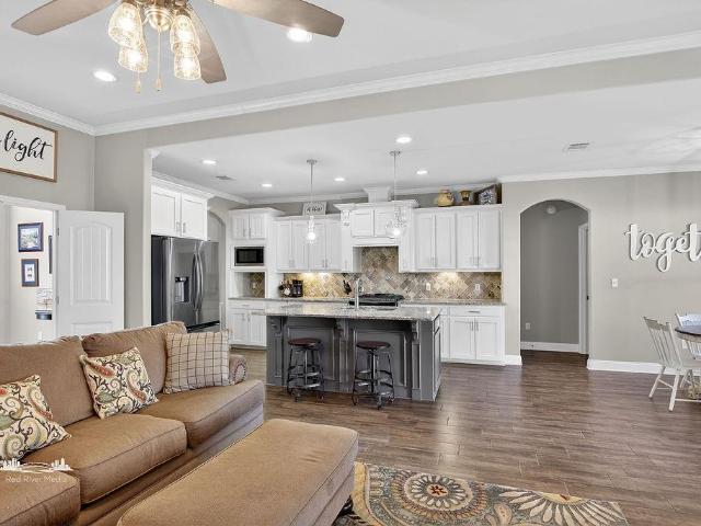 505 Hempstead Circle