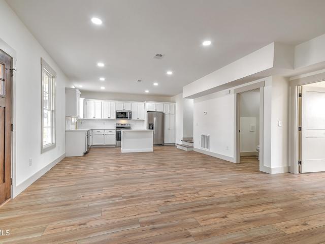 505 Hickory Tree Private Drive