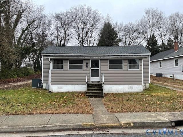 505 Hill St, Farmville, VA 23901