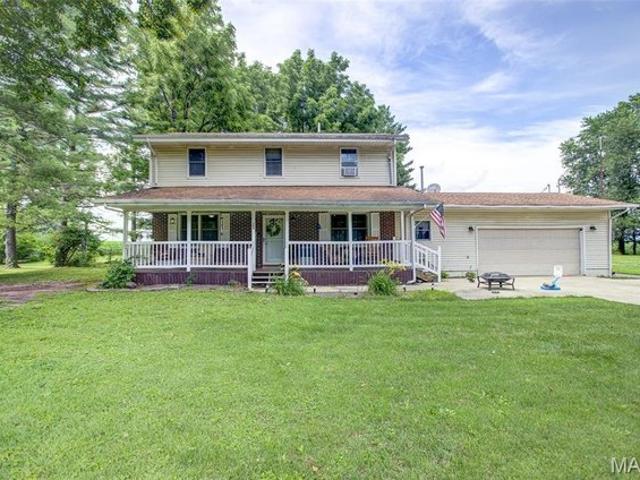 505 Hinton St, Kane, IL 62054