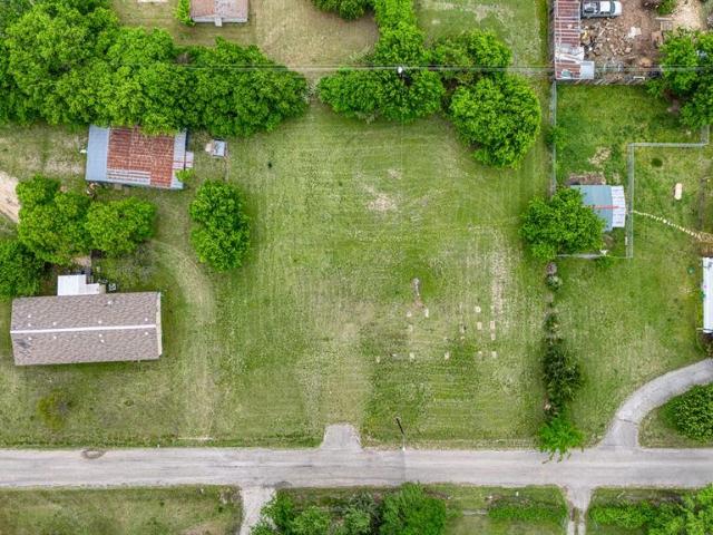 505 John Fielder Dr, Southmayd, TX 75092 | MLS #21241