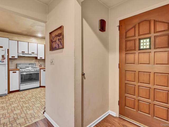 505 Leonard Boulevard