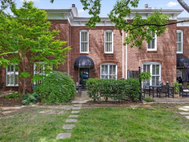 505 Lindsay Court