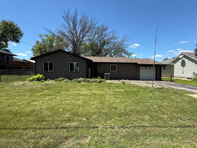 505 Mobile Ave, Farragut, IA 51639