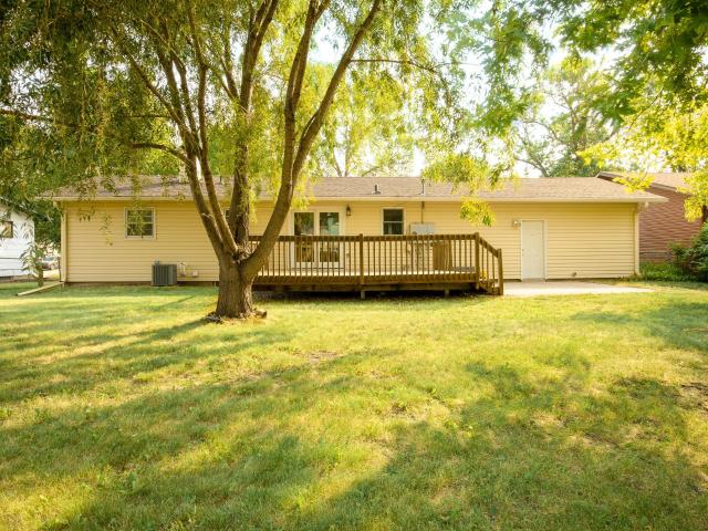 505 Maple Lane S