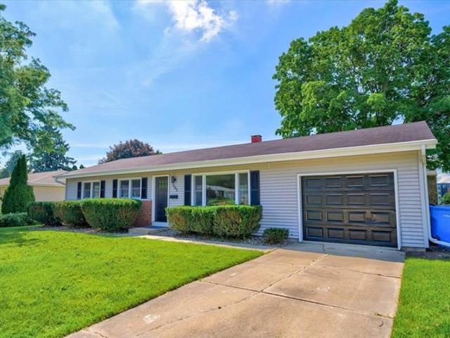505 Mark Dr, Verona, WI 53593